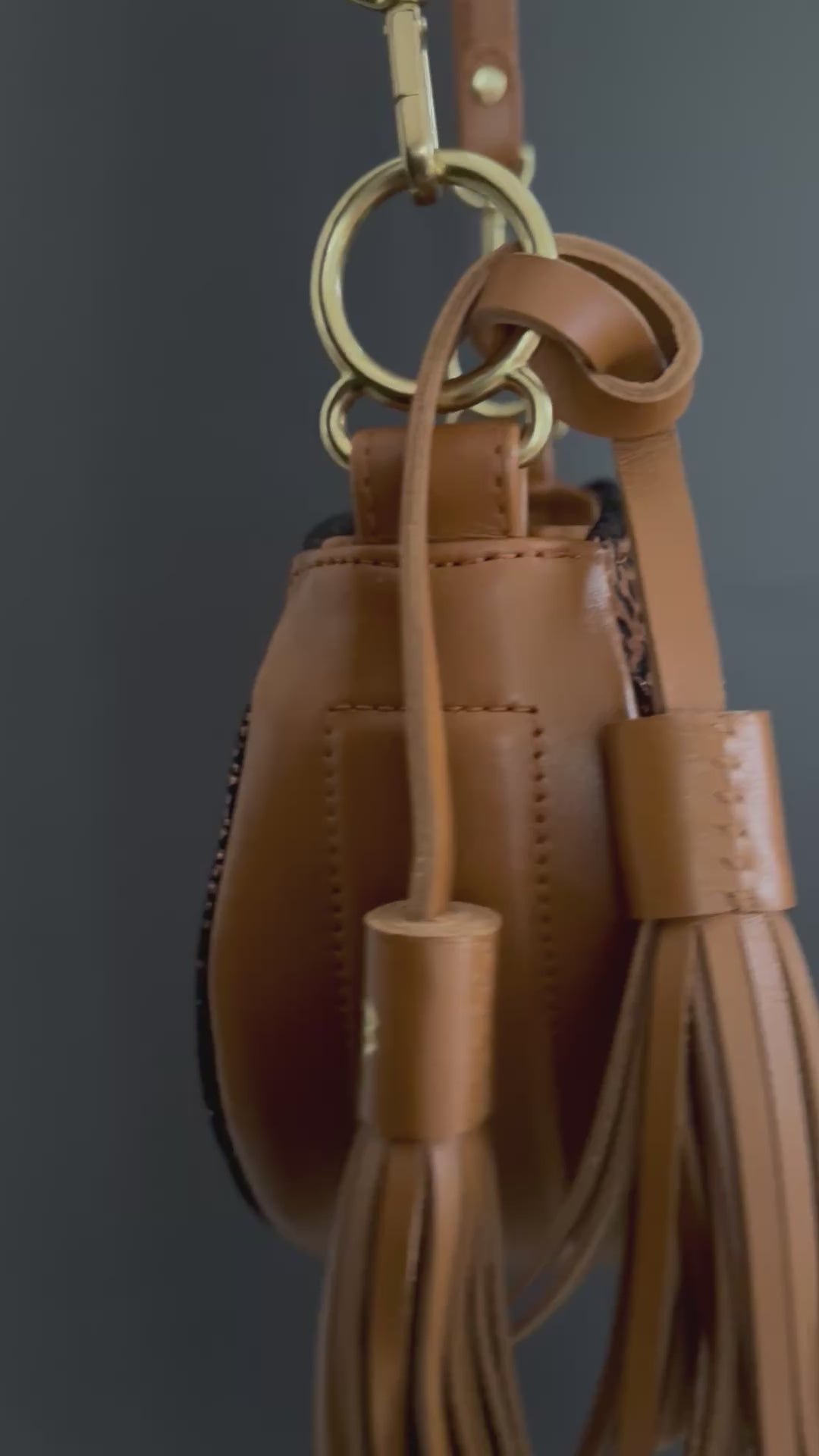 Husk Bag: Tan Leopard – Belegra